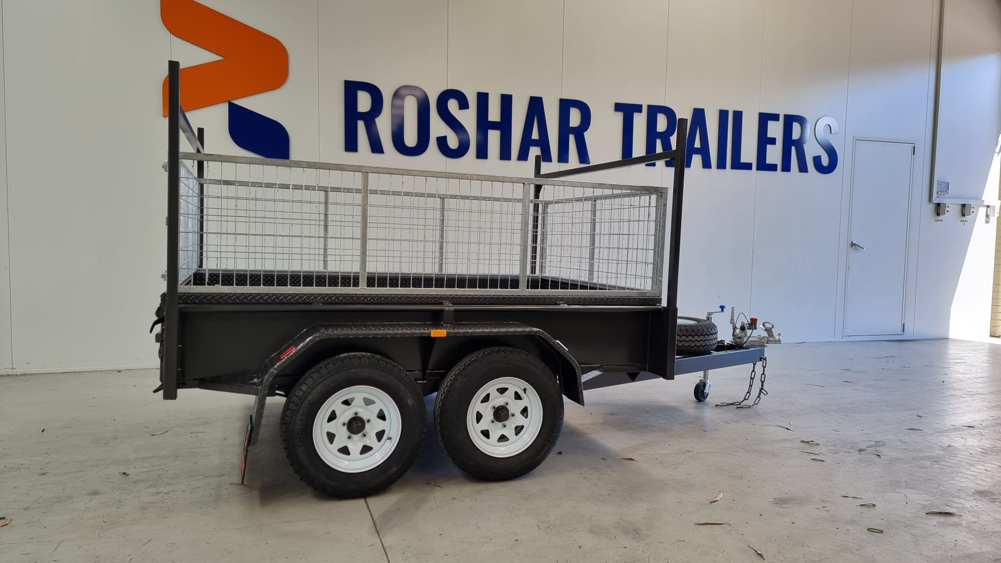 Racks on Trailers - Roshar Trailers